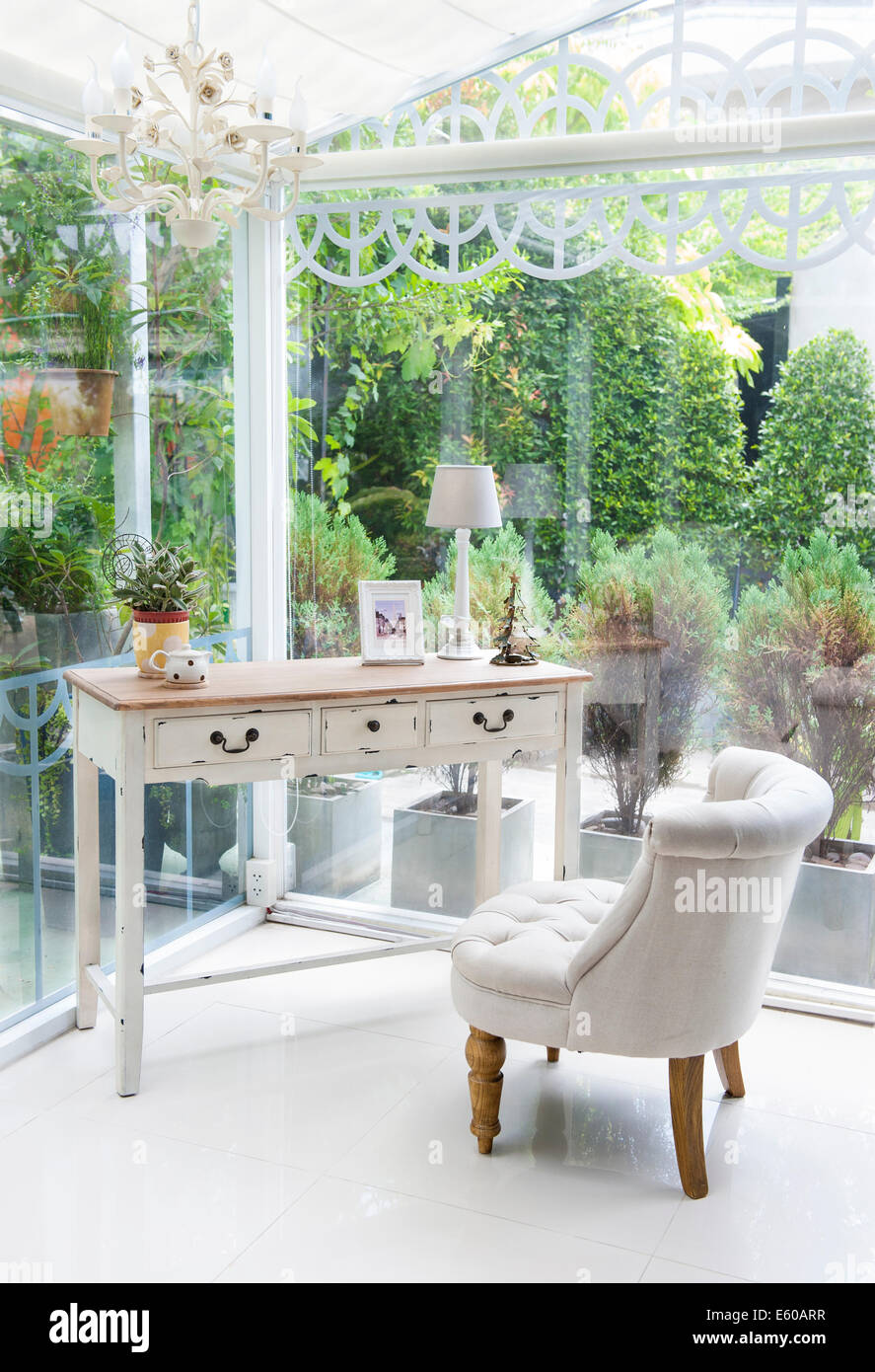 Modern wood desk hi-res stock photography and images - Alamy