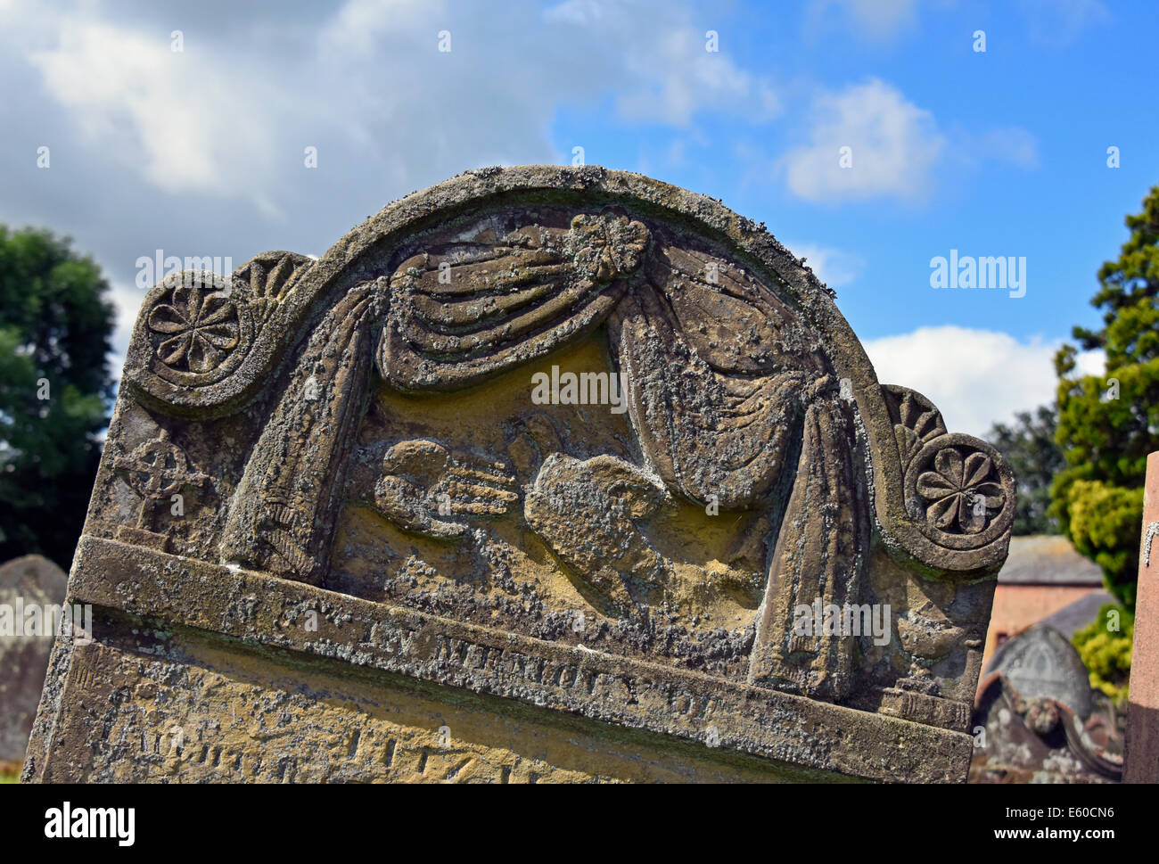 Hand and dove hi-res stock photography and images - Alamy