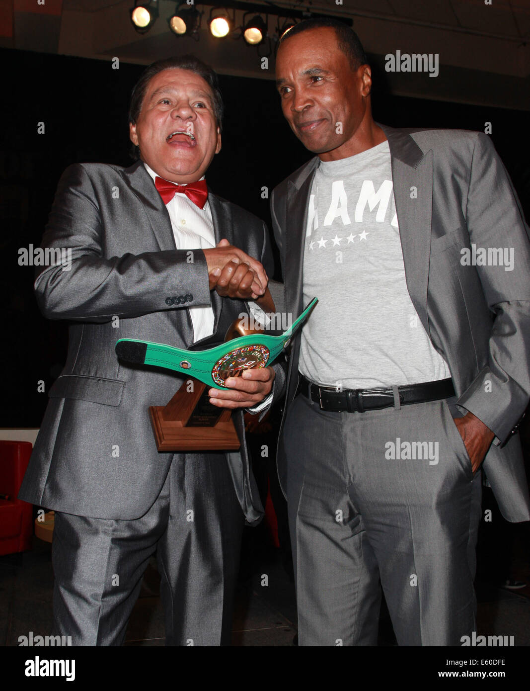 Las Vegas, Nevada, USA. 10th Aug, 2014. Retired professional boxers ...