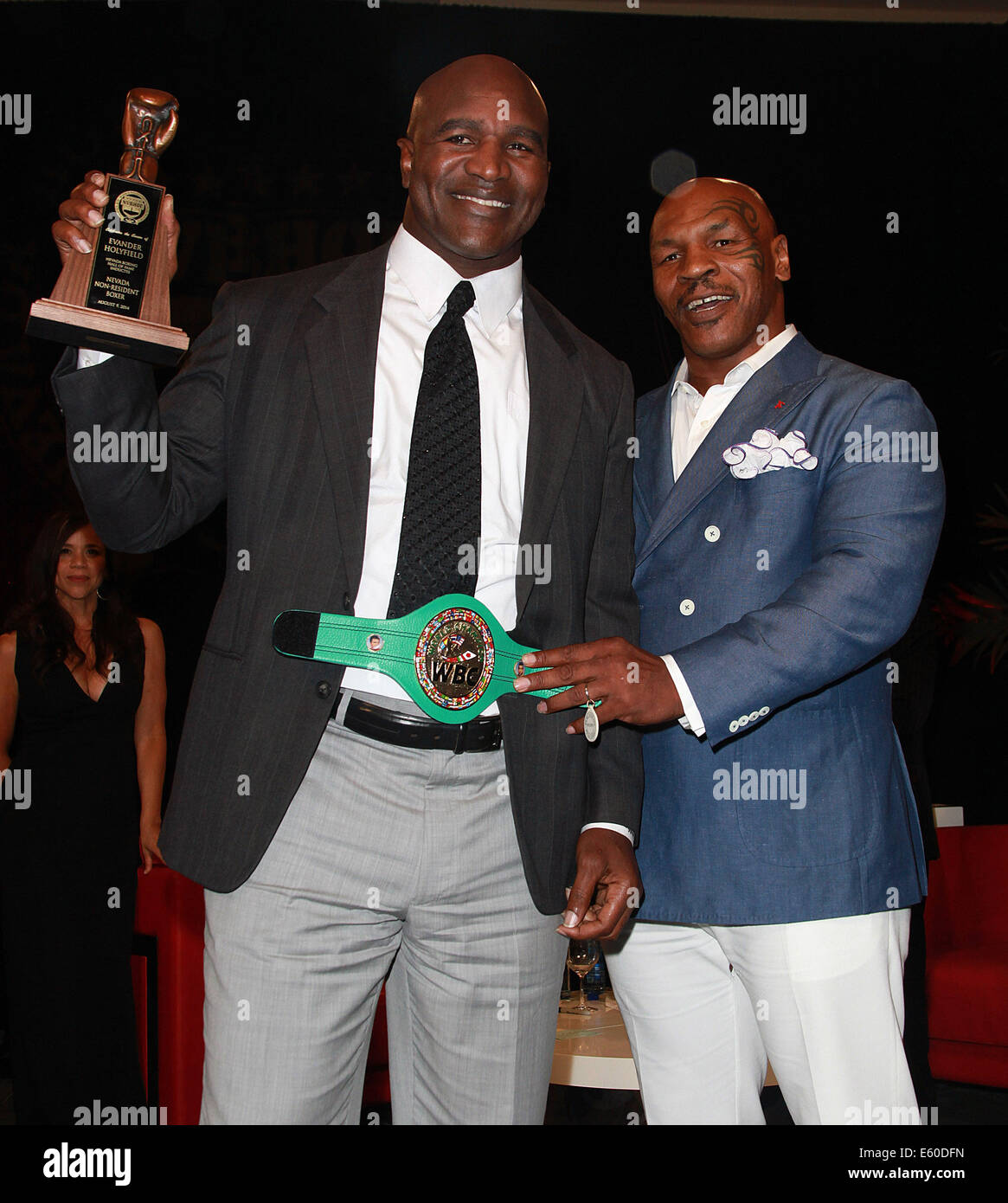 Mike tyson evander holyfield hi-res stock photography and images - Alamy