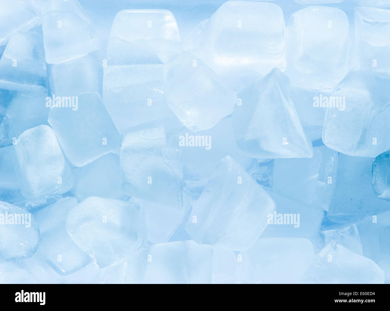 Crushed ice cube hi-res stock photography and images - Alamy