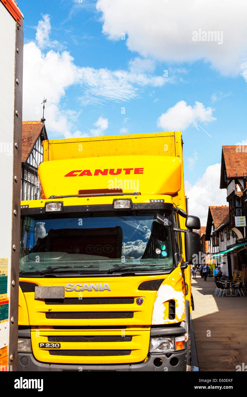 Delivery lorry hi-res stock photography and images - Alamy