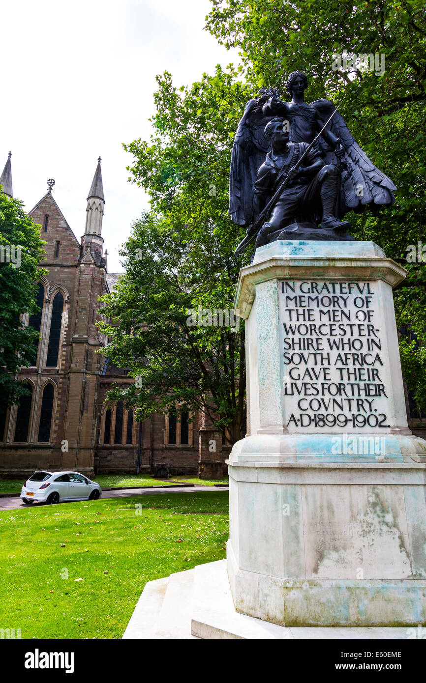 Worcester Cathedral statue in memory of the men that gave lives in ...