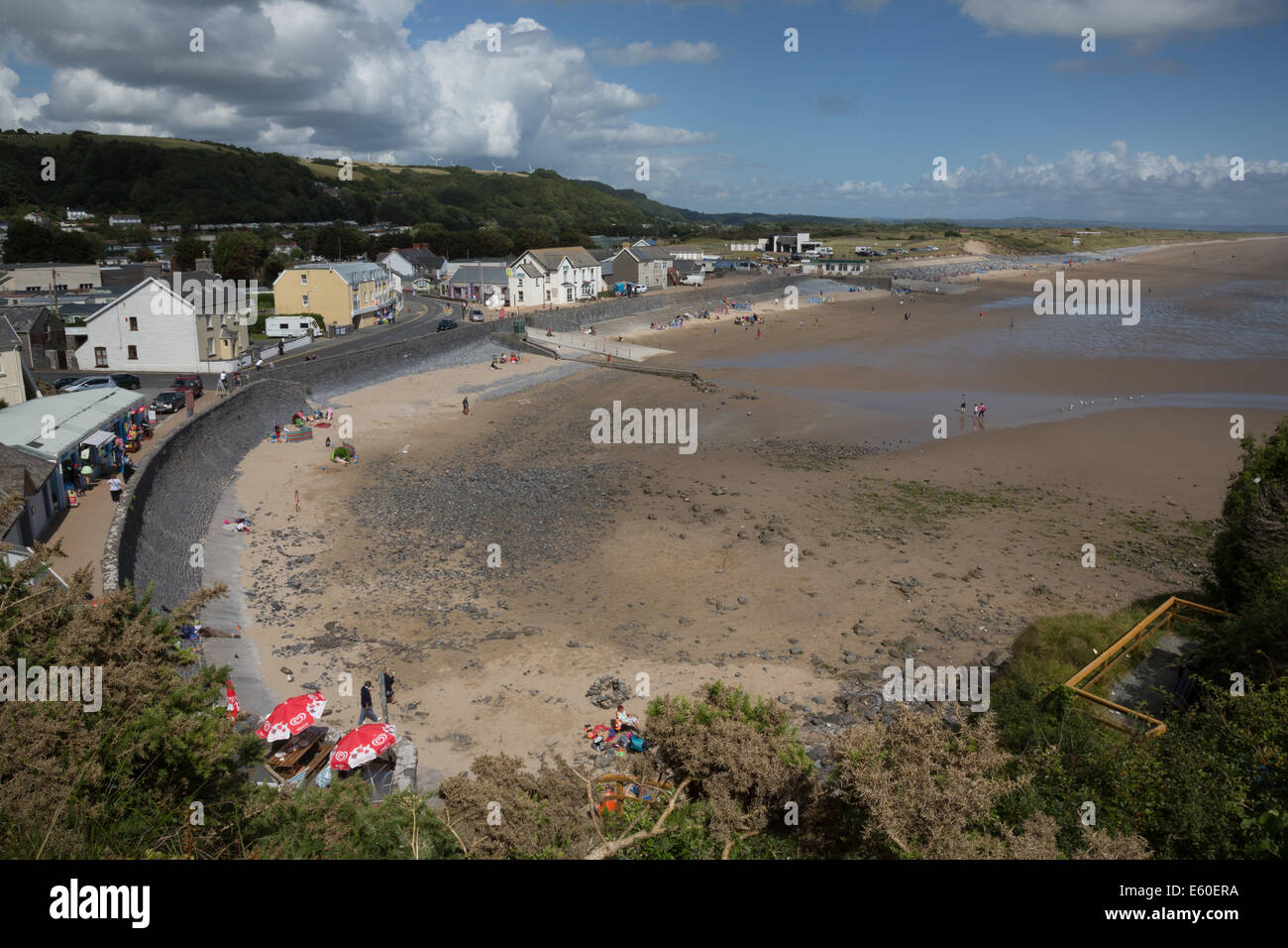 Pendine hi-res stock photography and images - Alamy