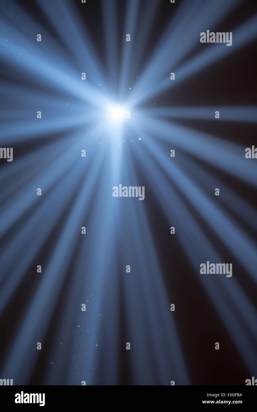 Searchlights hi-res stock photography and images - Alamy