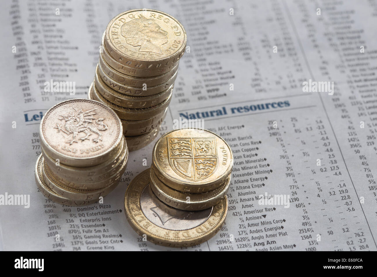 Share rate hi-res stock photography and images - Alamy