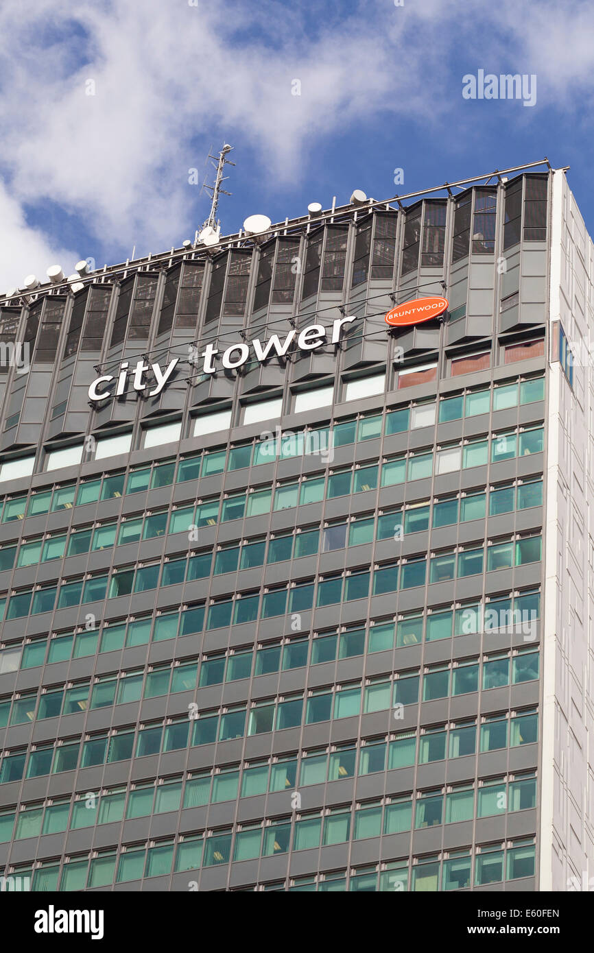 City tower building manchester hi-res stock photography and images - Alamy