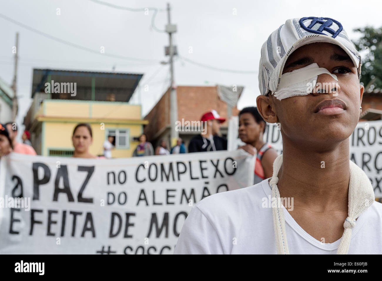 Rio De Janeiro, RJ, Brazil. 8th Aug, 2014. Ezequiel, victim of the ...