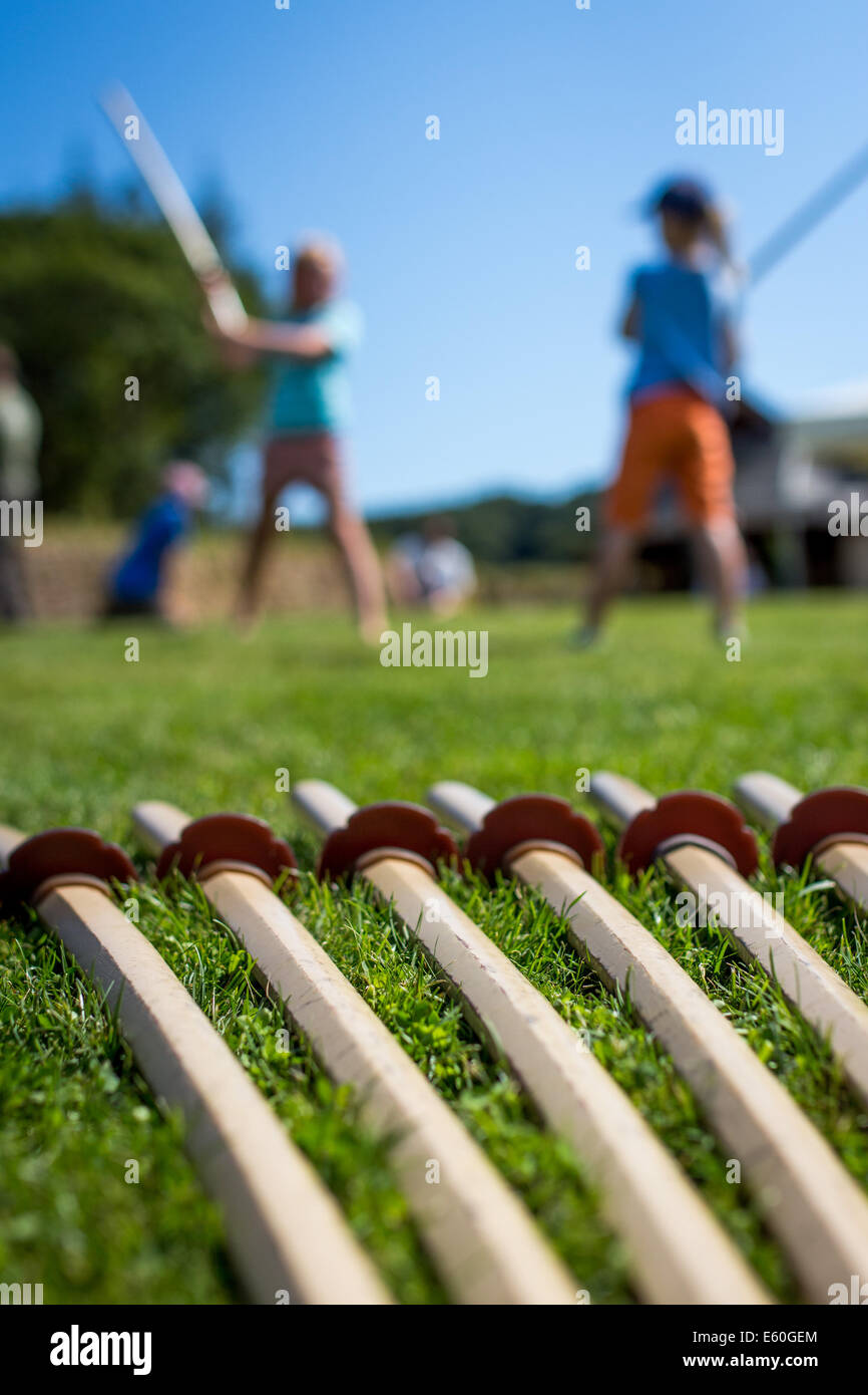 Sword fighting hi-res stock photography and images - Alamy