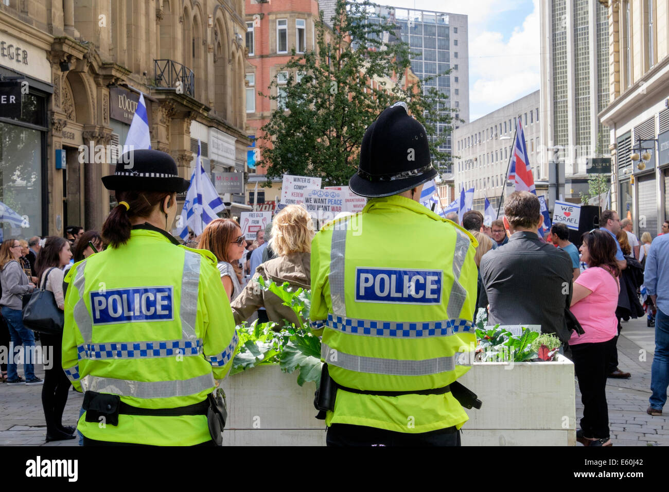 Antisemitism uk hi-res stock photography and images - Alamy