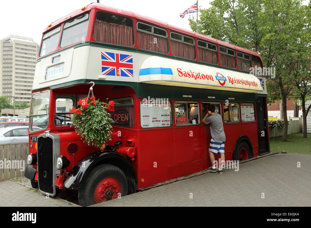 Double decker bus canada hi-res stock photography and images - Alamy