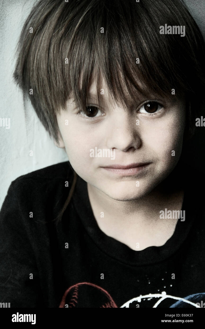 Boy portraits hi-res stock photography and images - Alamy