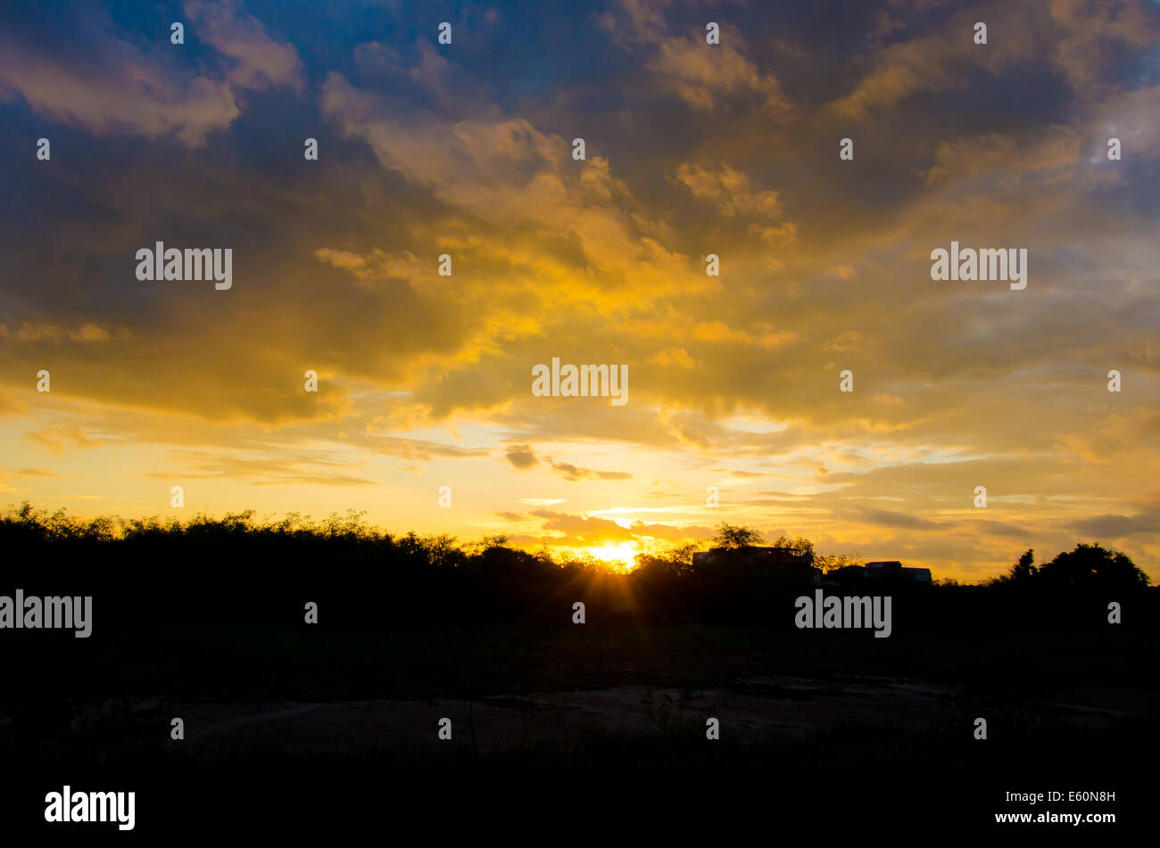 In the evening storm hi-res stock photography and images - Alamy