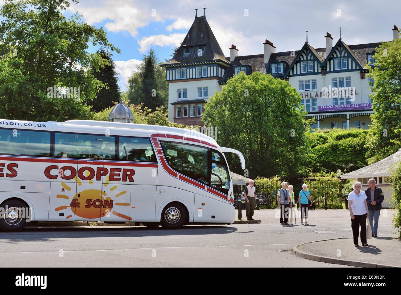 Bus hotel scotland hi-res stock photography and images - Alamy