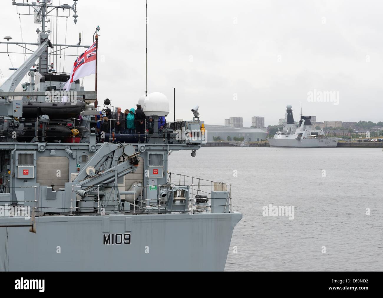Hms bristol hi-res stock photography and images - Alamy