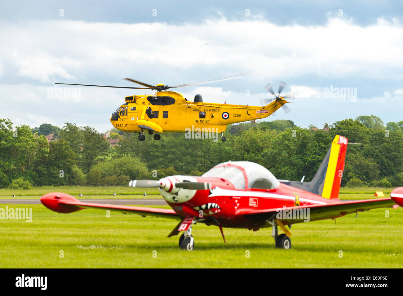 Raf Cosford England Air display XZ587 sea king rescue helicopter flying ...