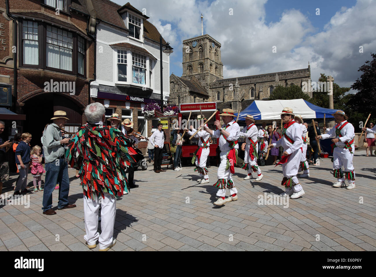 Morris dancing traditions hi-res stock photography and images - Alamy