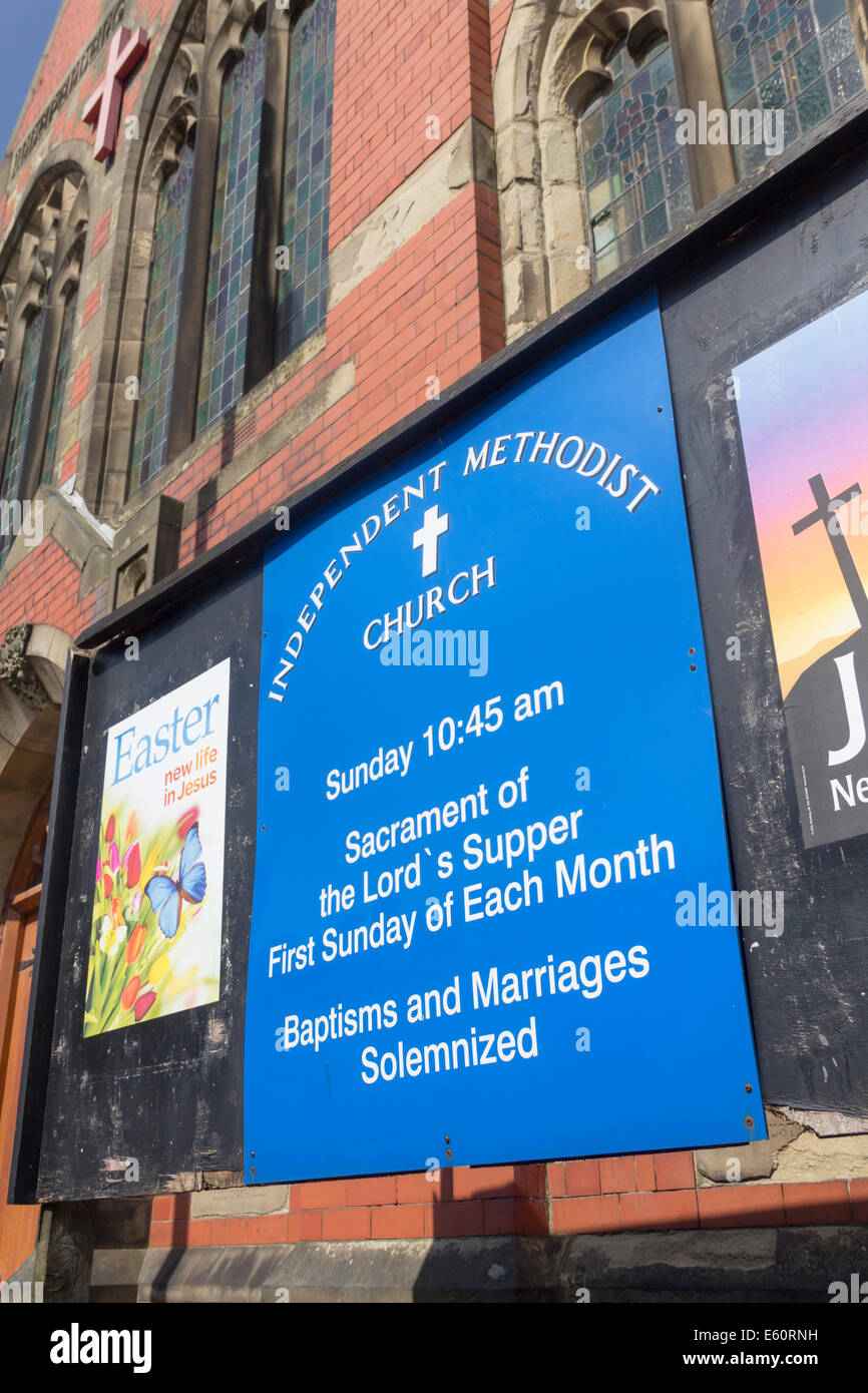 Church noticeboard hi-res stock photography and images - Alamy