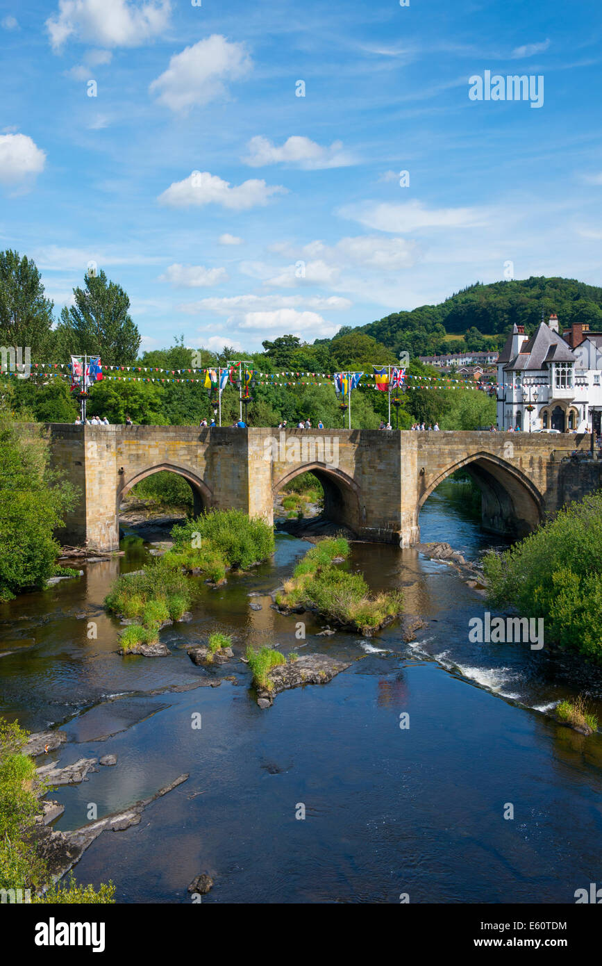 Llangollen bridge hi-res stock photography and images - Alamy