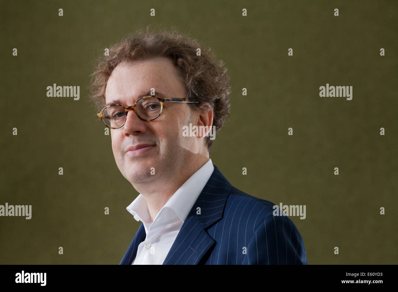 Jonathan mills edinburgh hi-res stock photography and images - Alamy