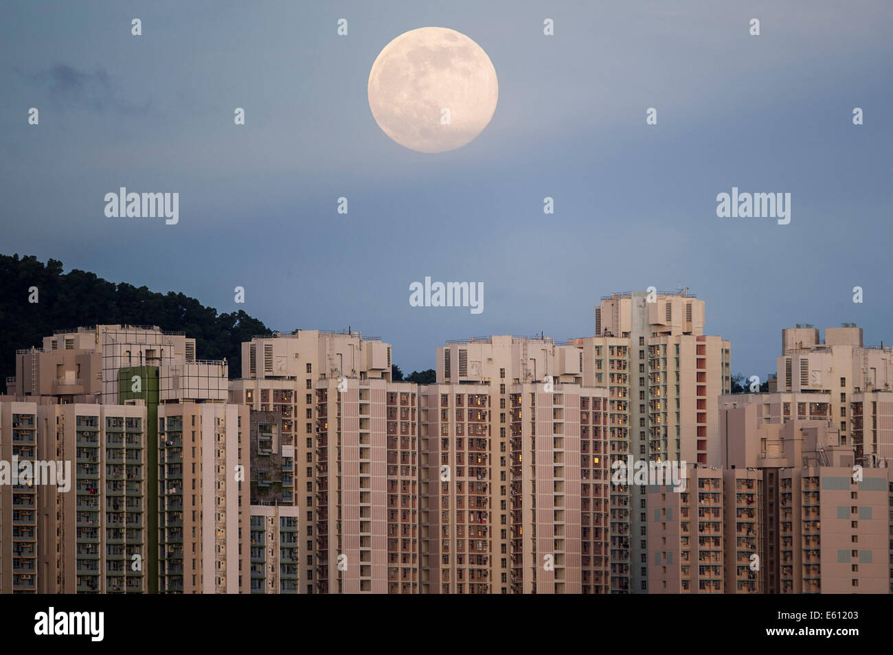Supermoon over Hong Kong Stock Photo - Alamy