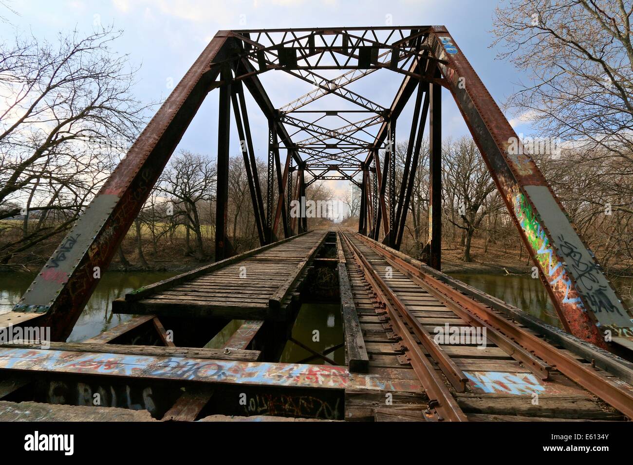Rusting railroad cantilever bridge over Des Plaines River. Cook County ...
