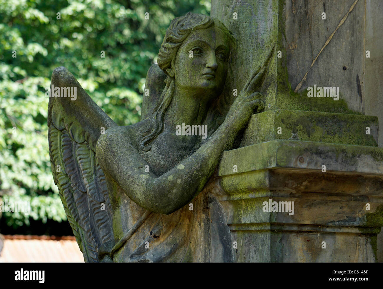 Hiding the past hi-res stock photography and images - Alamy