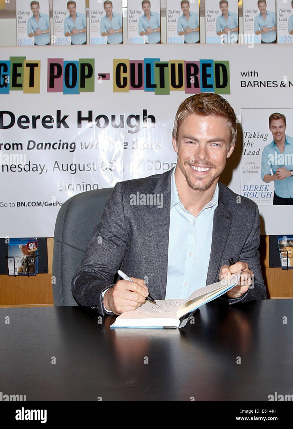 Derek Hough signs copies of his book 'Taking The Lead: Lessons From A ...