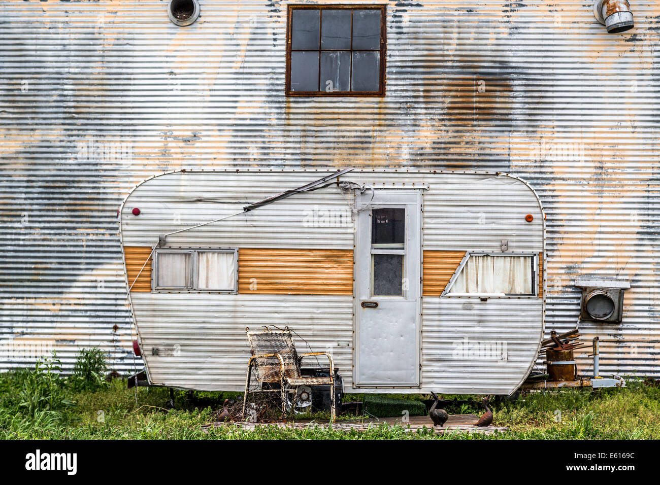 Corrugated iron wall hi-res stock photography and images - Alamy