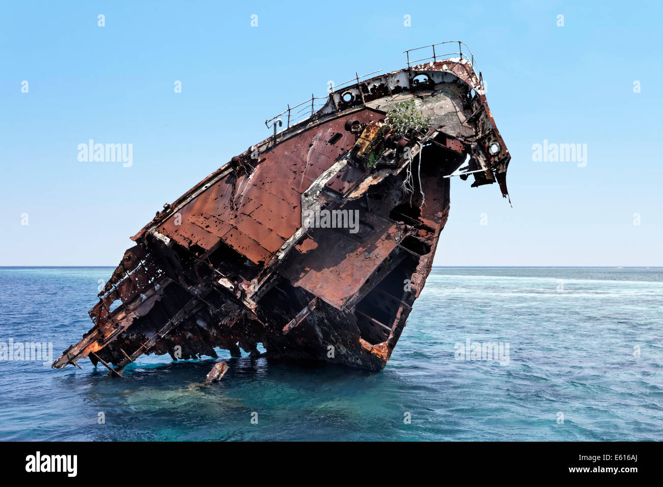 Shipwreck, Skipjack II, rusty bow sticking out of the sea, "The ...