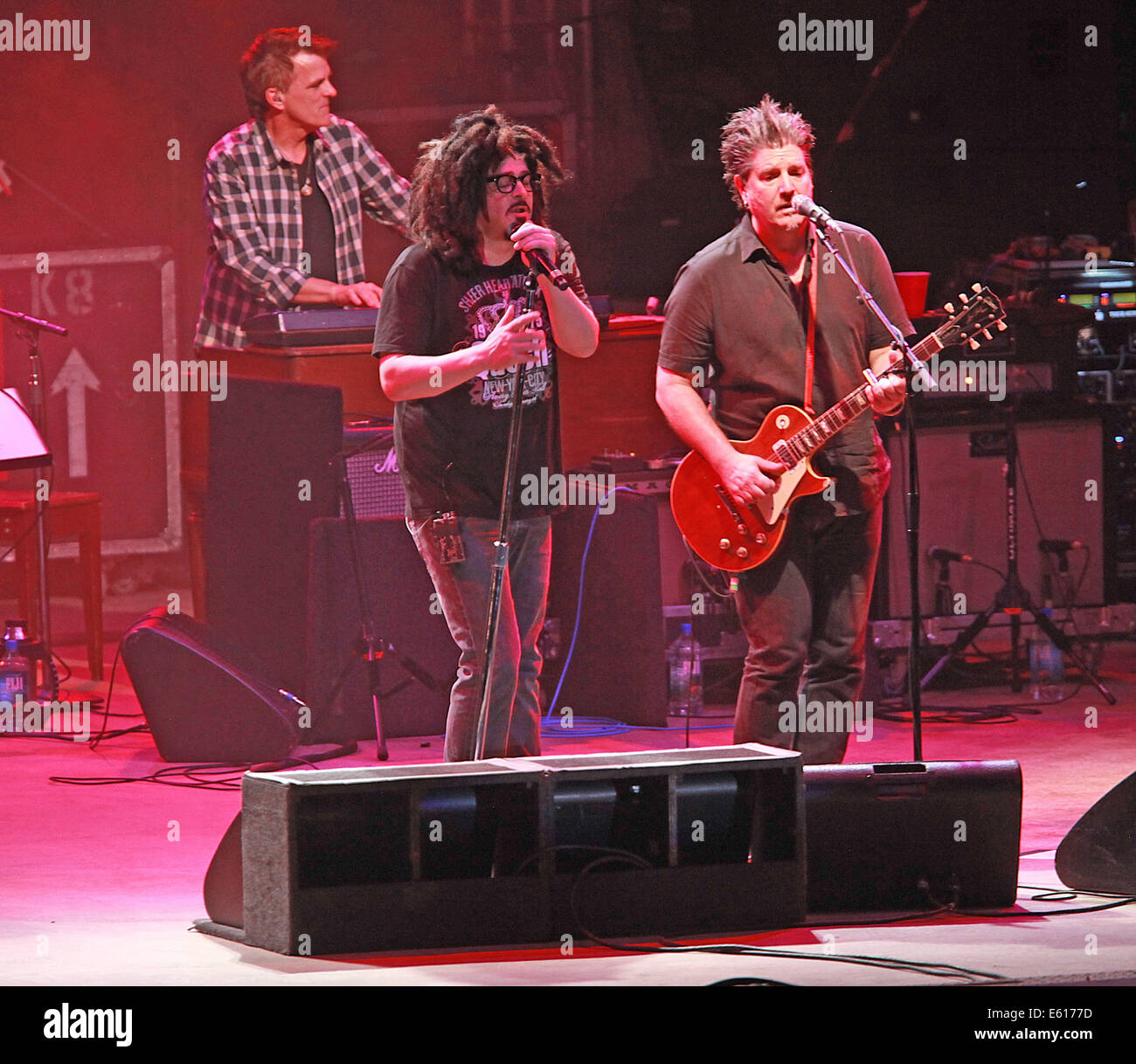 Las Vegas, Nevada, USA. 10th Aug, 2014. Adam Duritz (dreadlocks) lead ...