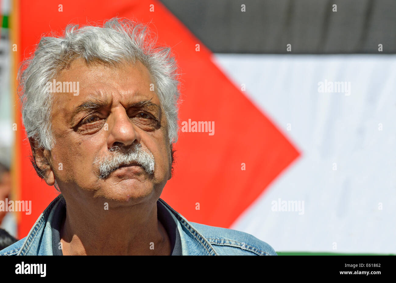 British writer tariq ali hi-res stock photography and images - Alamy