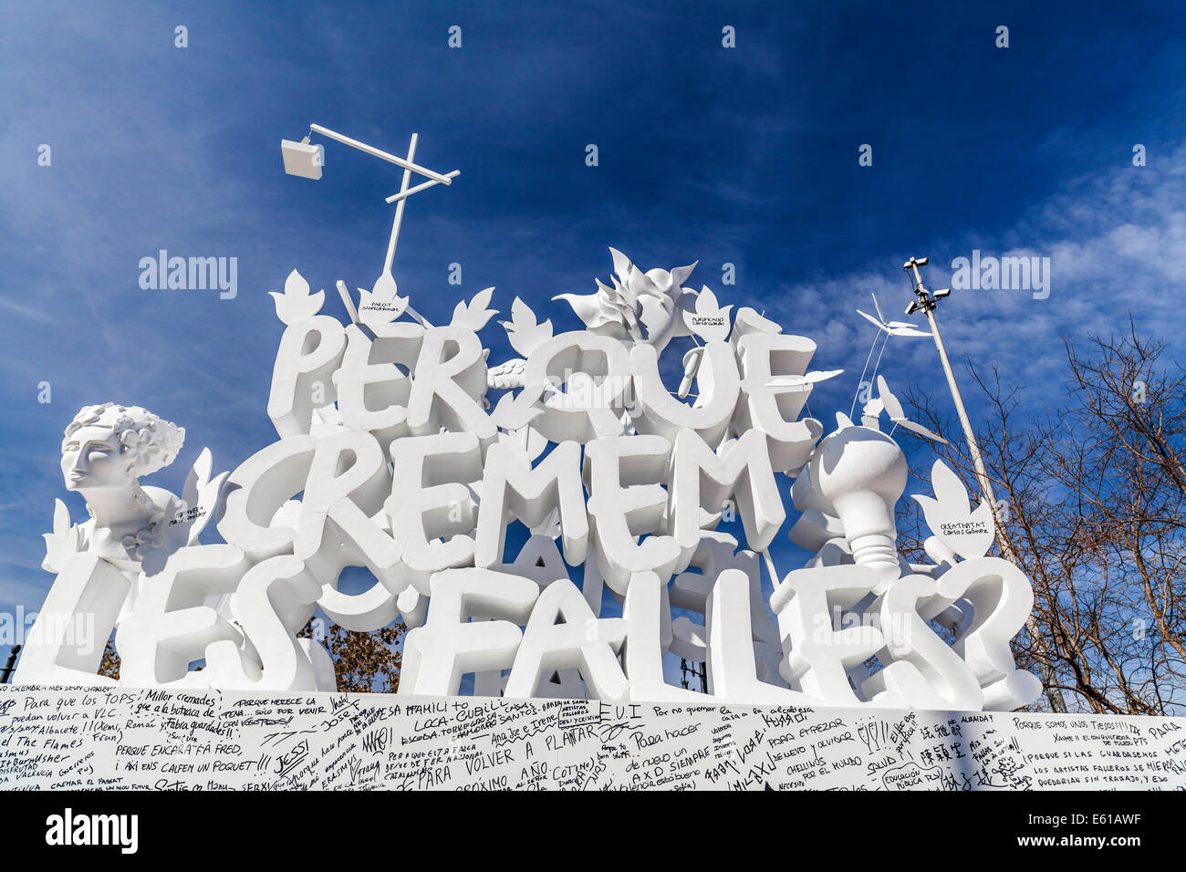 Fallas valencia spanien hi-res stock photography and images - Alamy