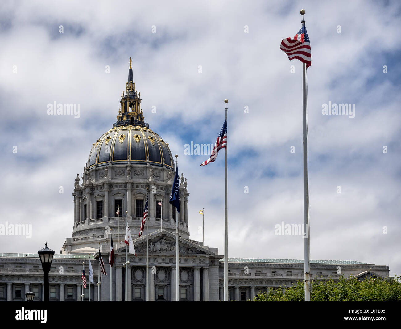San francisco government building hi-res stock photography and images ...