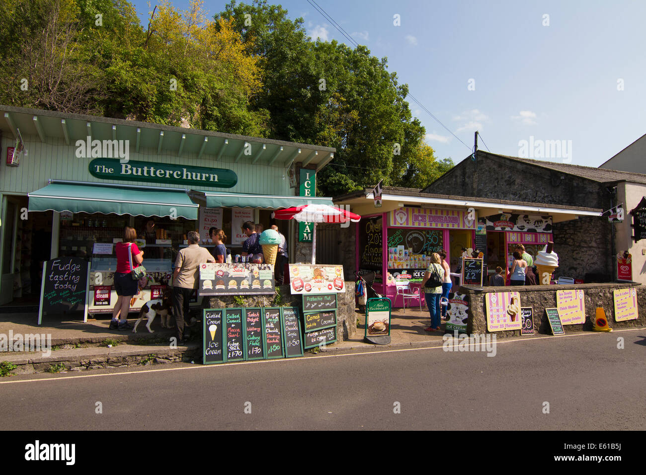 Cheddar village hi-res stock photography and images - Alamy