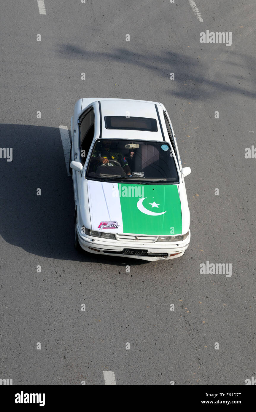 Pakistani man in islamabad pakistan hi-res stock photography and images ...