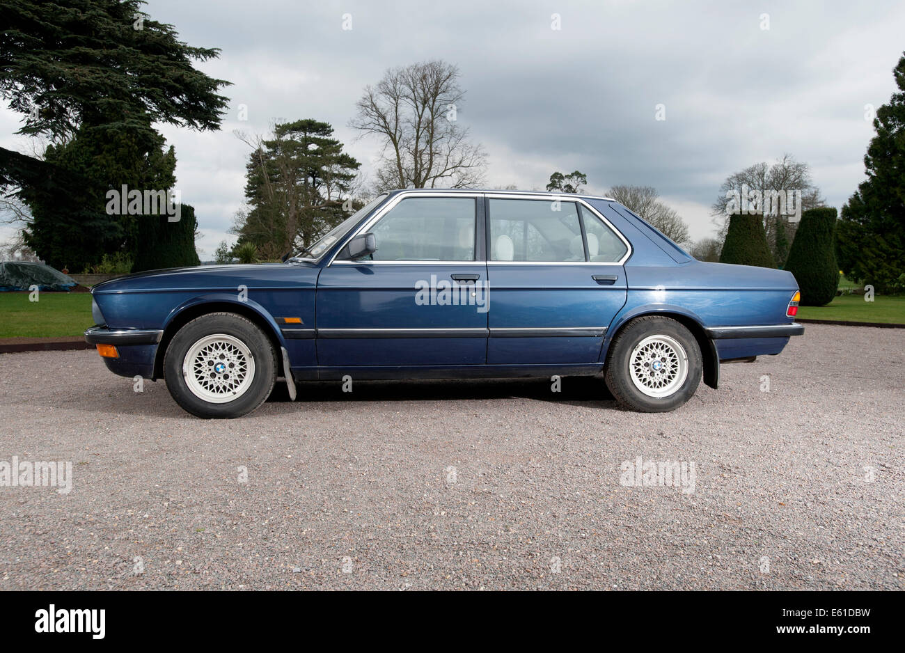 1987 BMW 525e 5 Series E28 shape German luxury saloon Stock Photo - Alamy