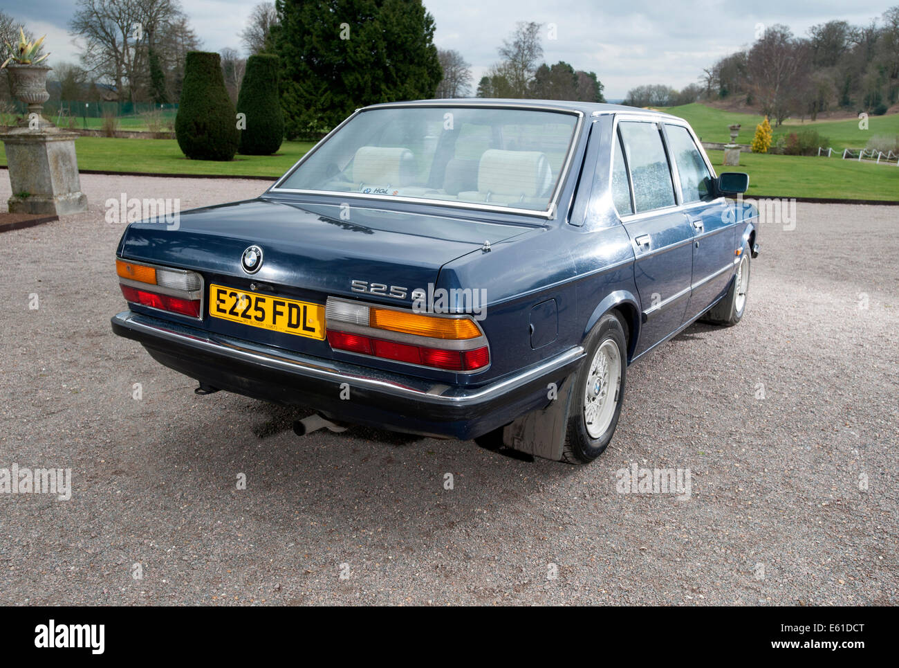 1987 BMW 525e 5 Series E28 shape German luxury saloon Stock Photo - Alamy