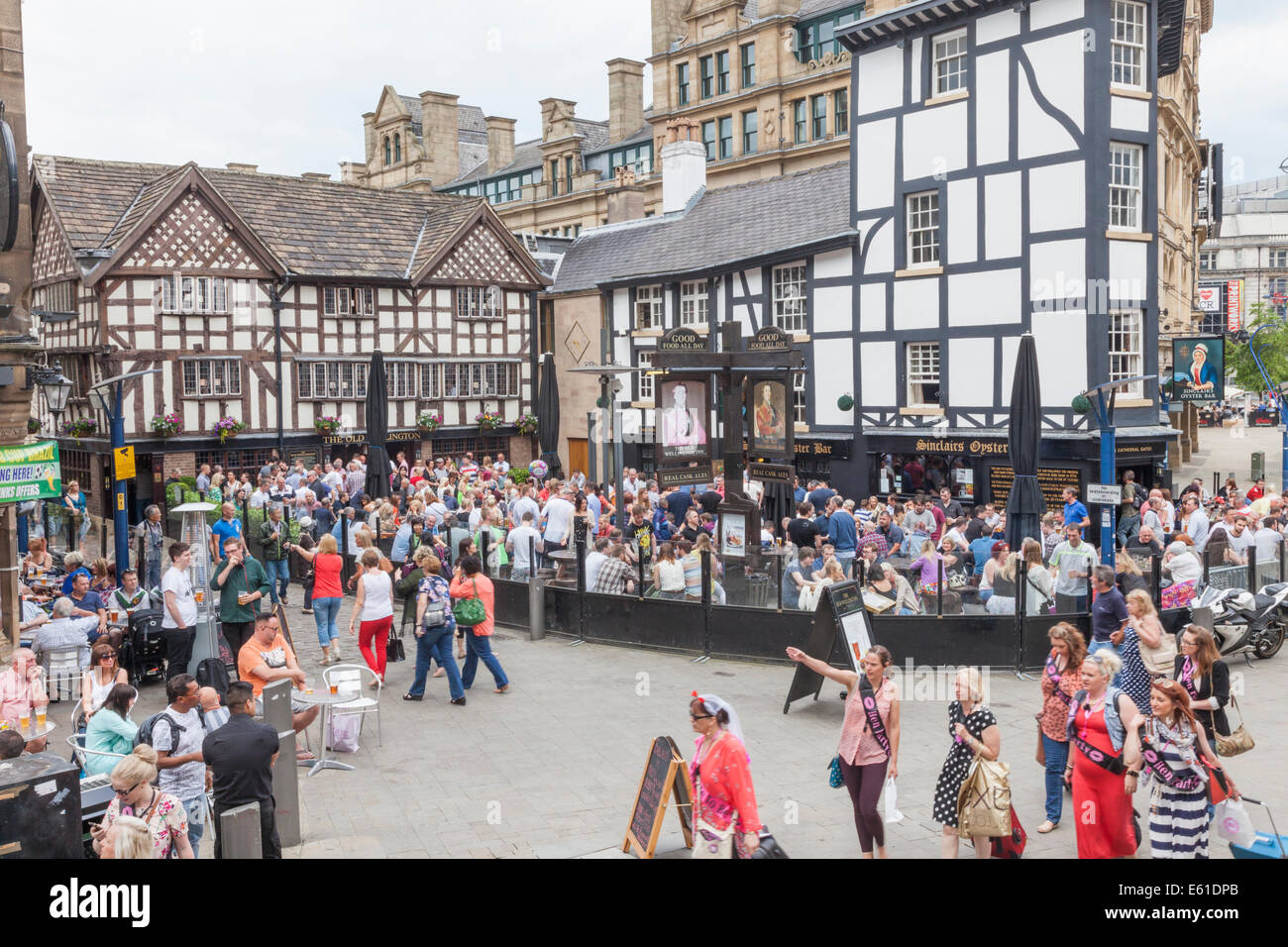 England, Manchester, The Old Wellington Inn Pub and Sinclair's Oyster ...