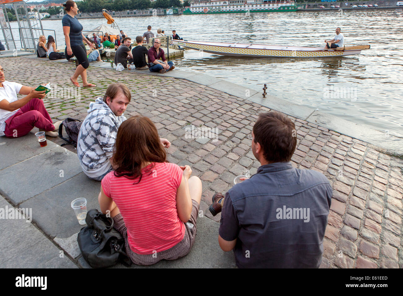 Tourists walk along place hi-res stock photography and images - Alamy