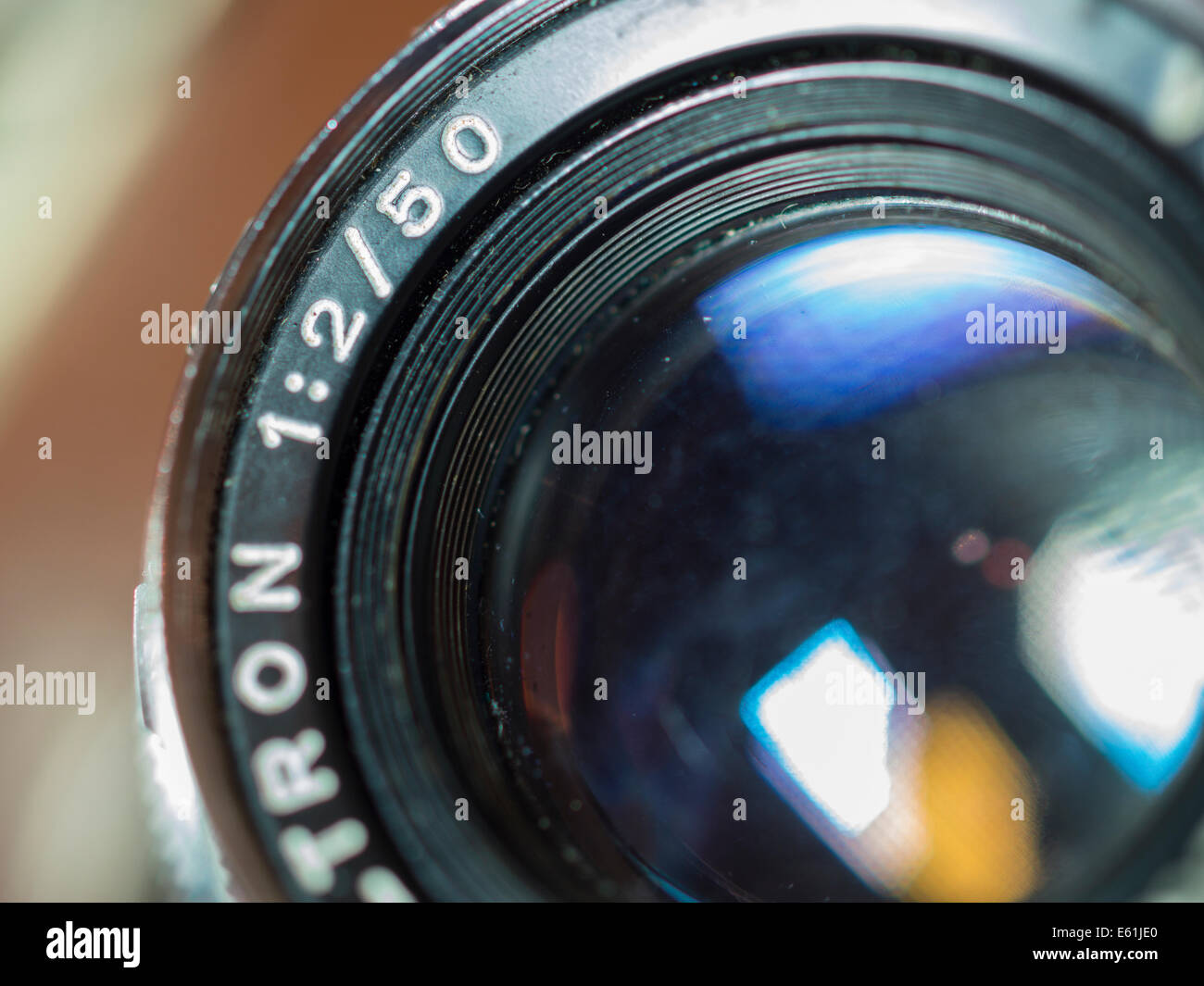 Old photography camera hi-res stock photography and images - Alamy