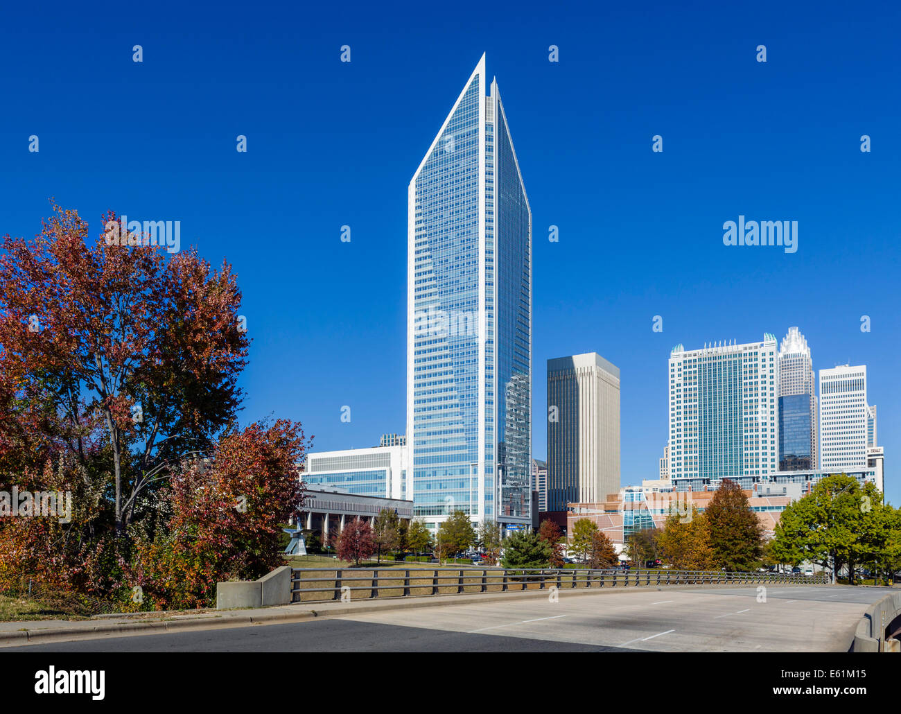 Duke energy center building hi-res stock photography and images - Alamy