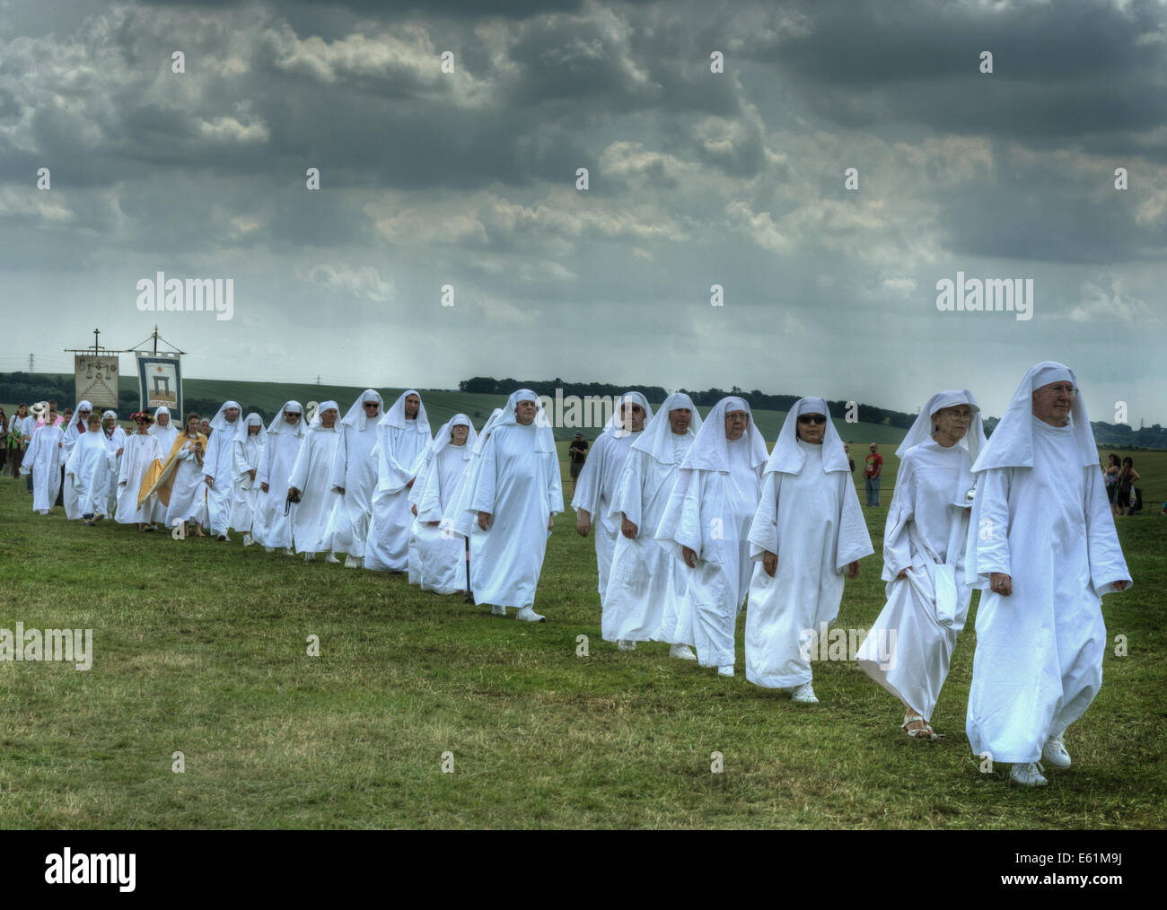 Druid ceremony hi-res stock photography and images - Alamy