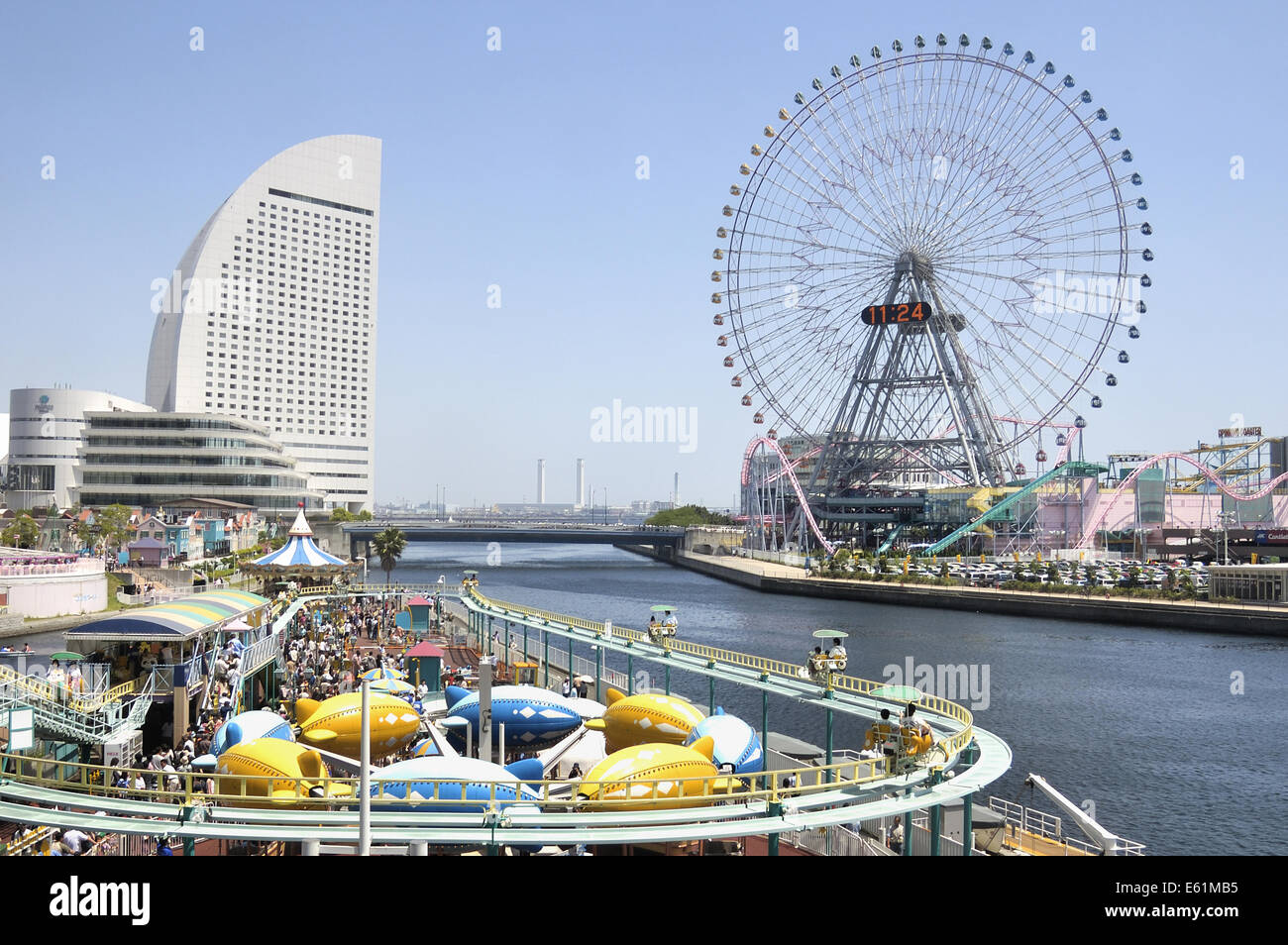 Minato mirai hi-res stock photography and images - Alamy