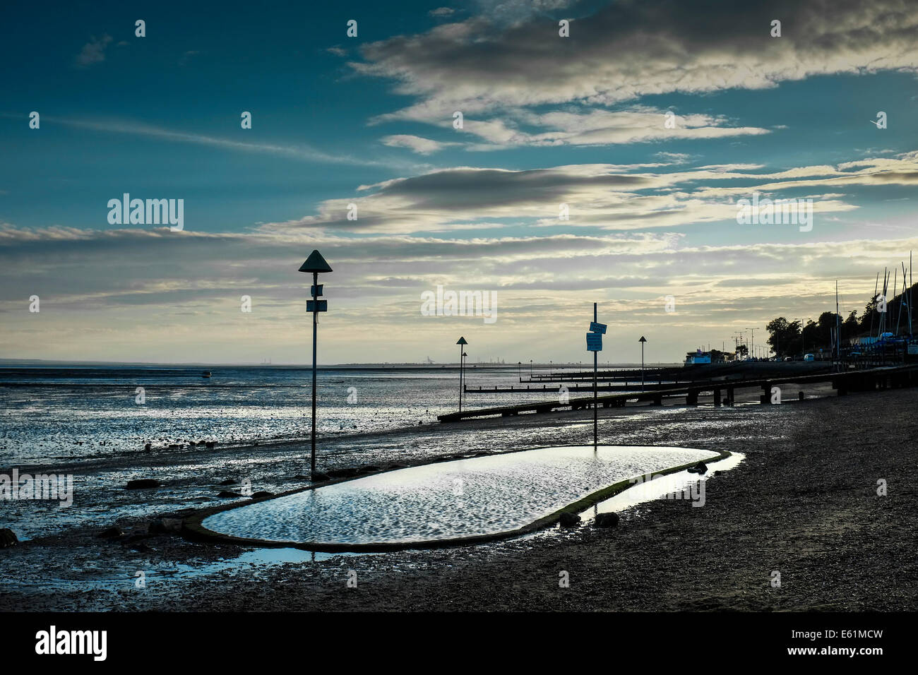 A paddling pool on Southend seafront Stock Photo - Alamy