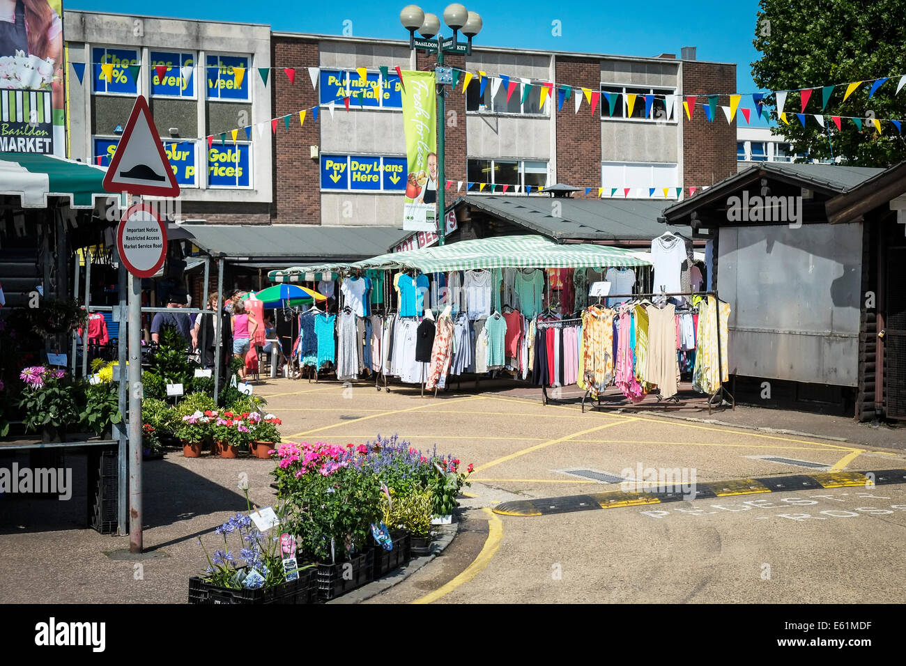 Basildon market hi-res stock photography and images - Alamy