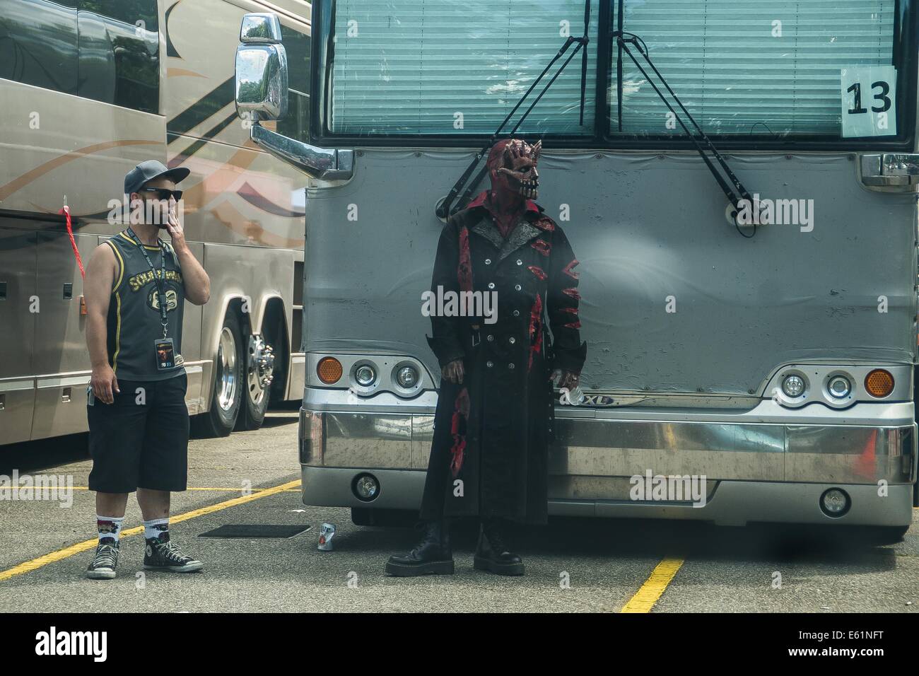 Mushroomhead live hi-res stock photography and images - Alamy