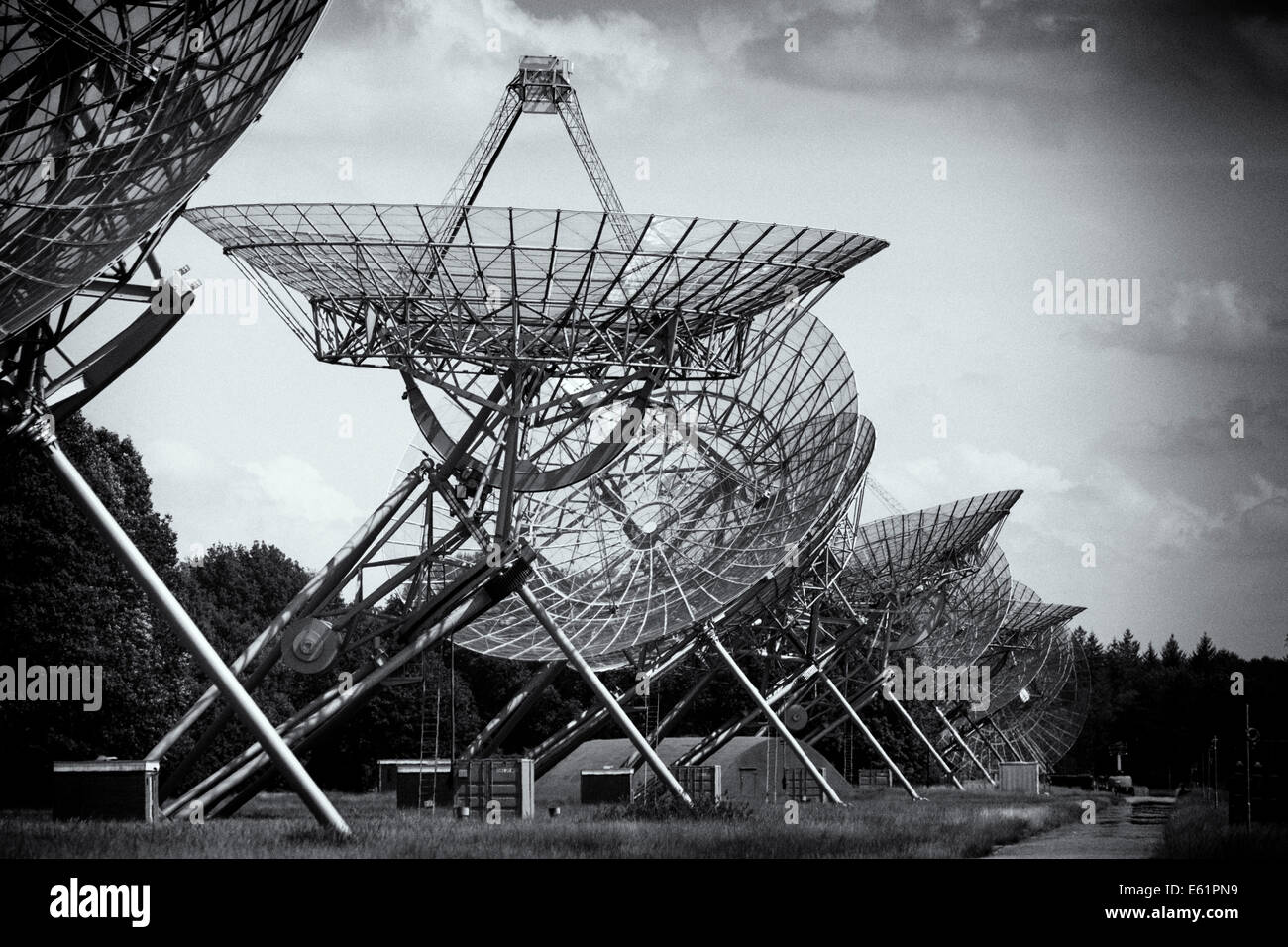 Radio observatory (Westerbork Synthesis Radio Telescope) at Hooghalen ...