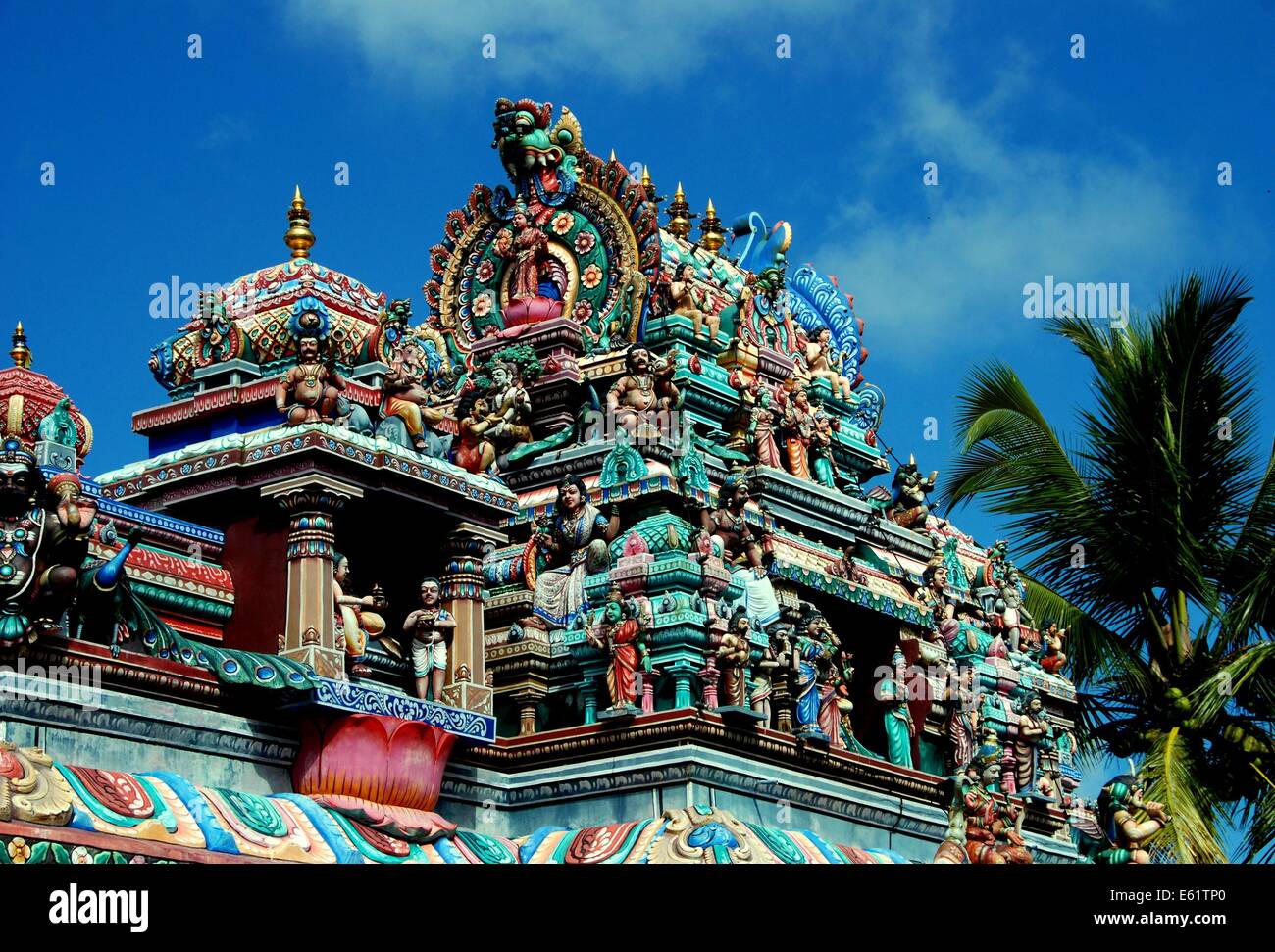 PENANG, MALAYSIA: The roof covered with carved, colourful figures and ...