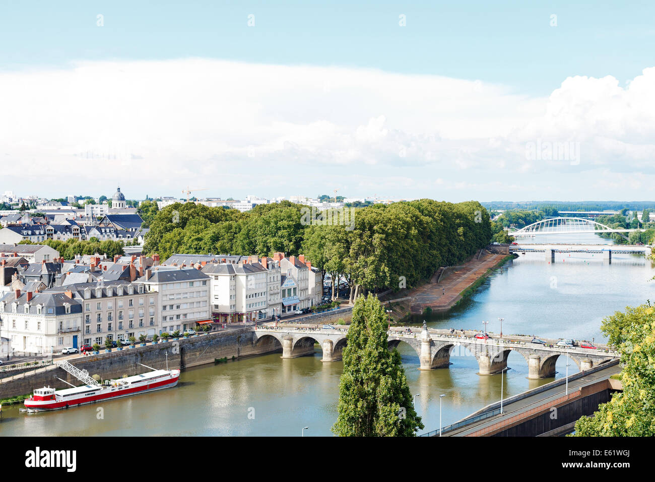 Monge hi-res stock photography and images - Alamy